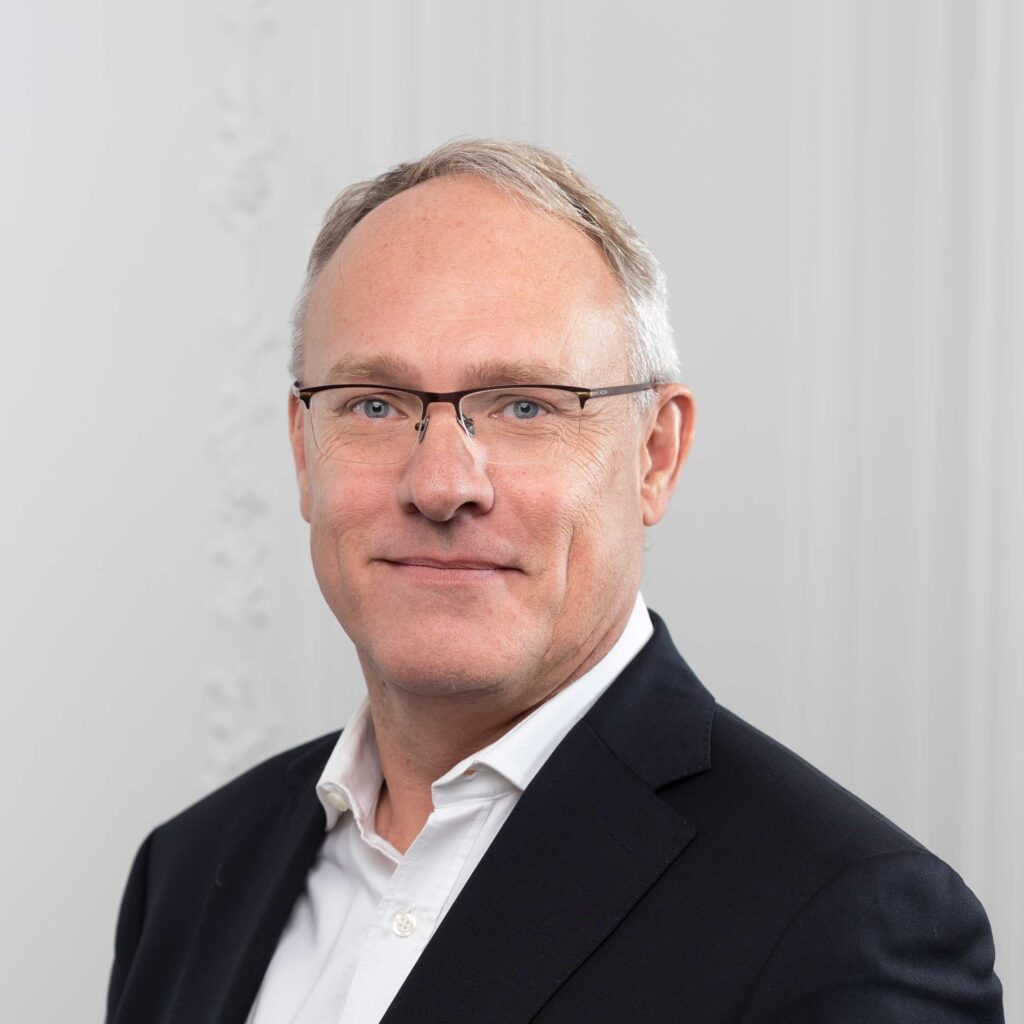 ELECTRIC VEHICLES, MAKE THE RIGHT CHOICES - Diagma